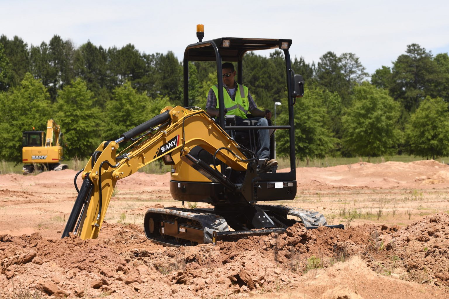 Learn the Basics of a Mini Excavator - SANY America